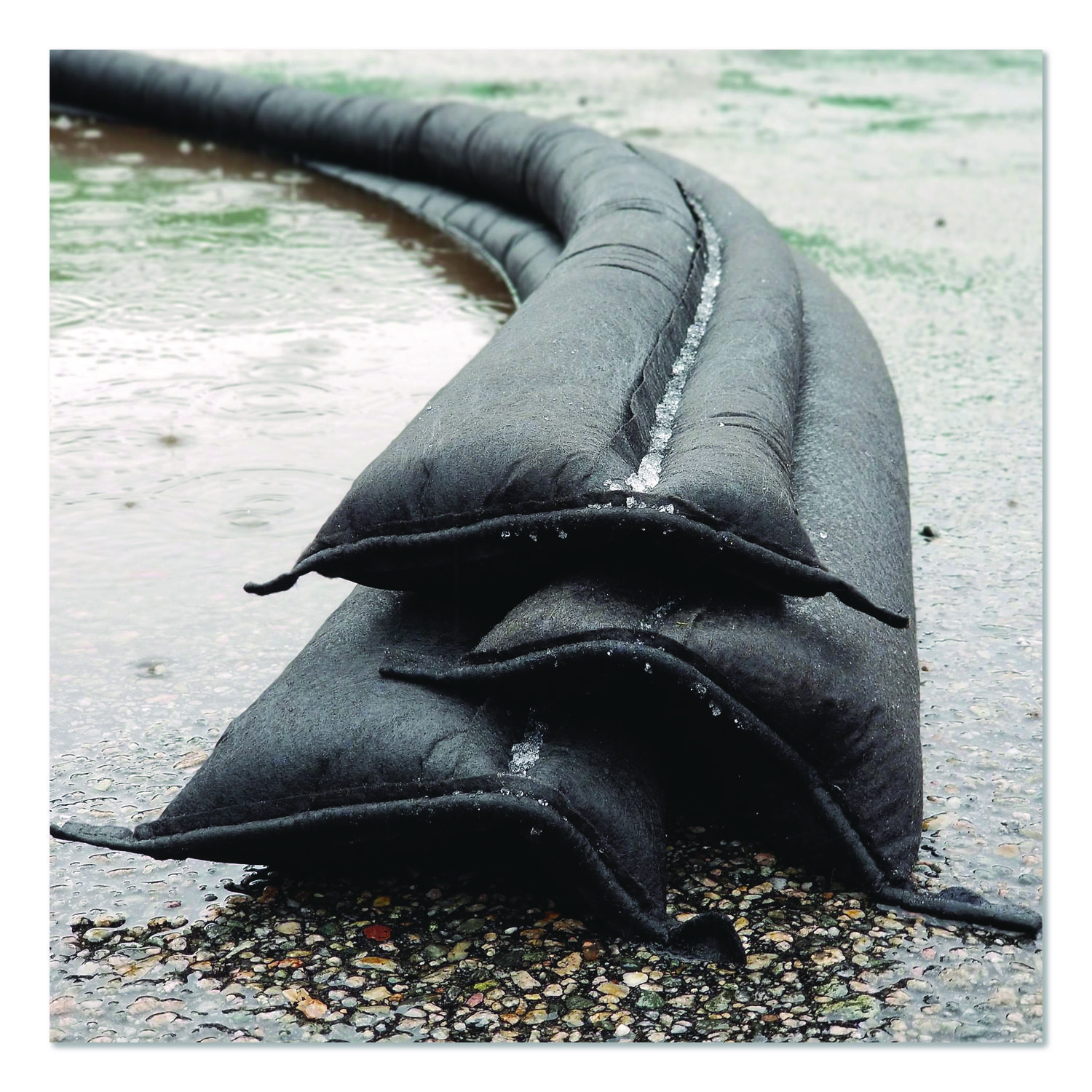 Quick Dam™ Outdoor Grab and Go Bucket Kit, (1) Bucket, (10) 5 ft Flood ...