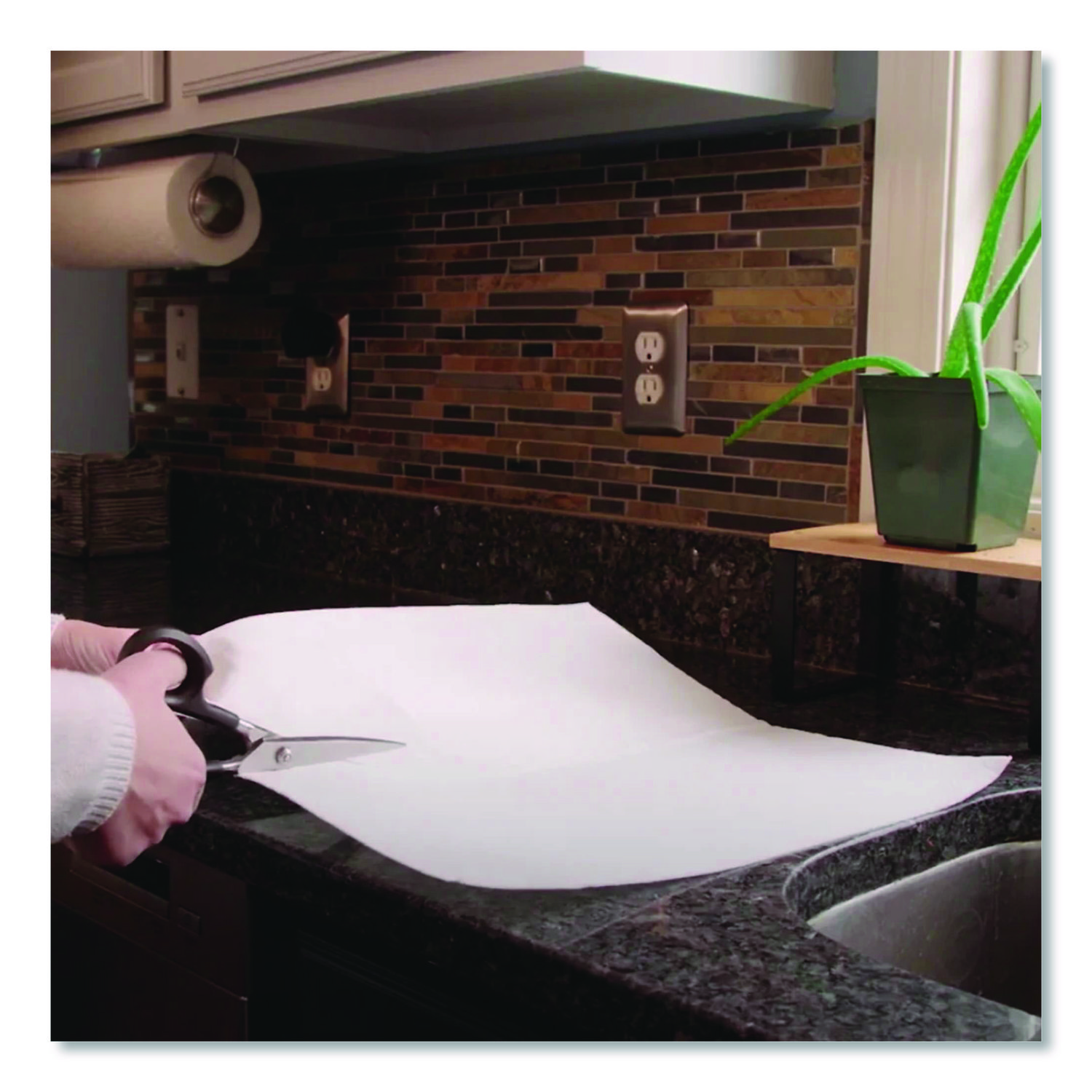 Mighty Mat Heavy Absorbent Pads, 12 gal, 16 x 18, 200/Pack ...