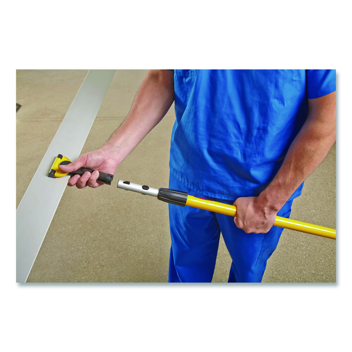 Rubbermaid® Commercial HYGEN™ HYGEN Quick Connect Single-Sided Frame ...