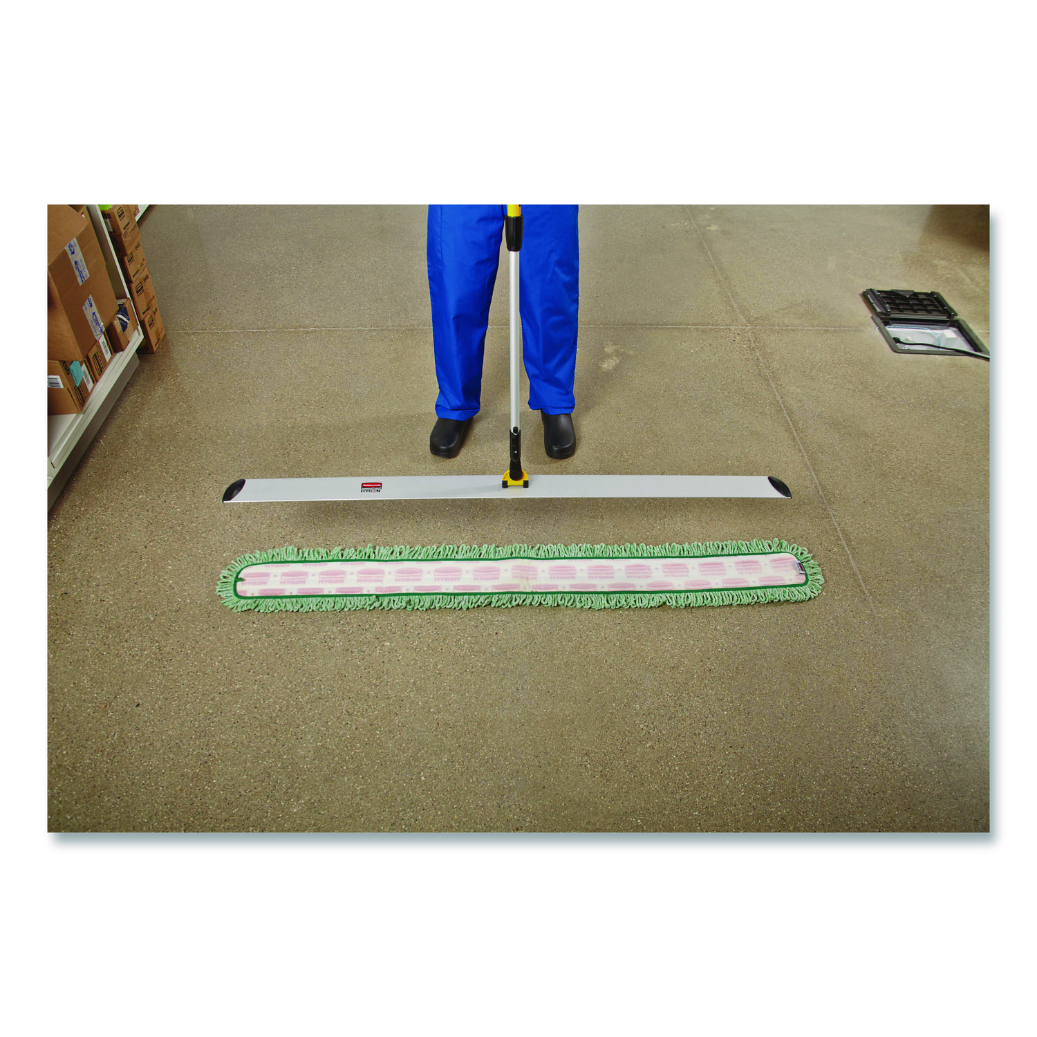 Rubbermaid® Commercial HYGEN™ HYGEN Quick Connect Single-Sided Frame ...